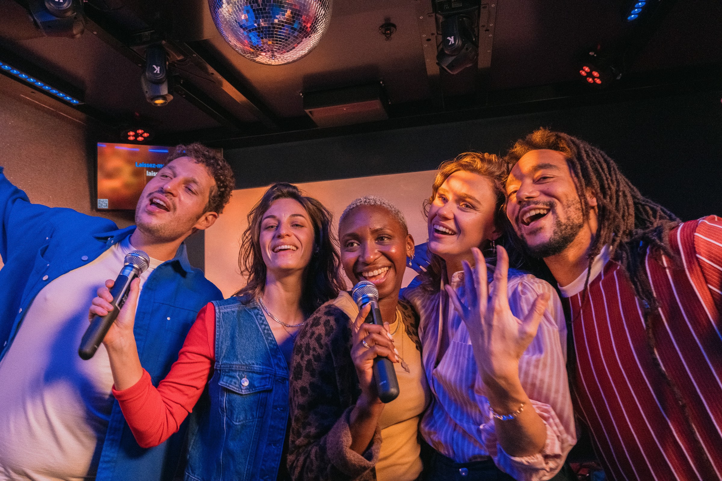 Karaoke Bar Bruxelles & Private Karaoke Rooms - KaraFun Bar