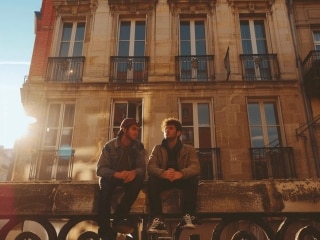 Karaoke Bienvenue chez moi - Video with Lyrics - Bigflo & Oli