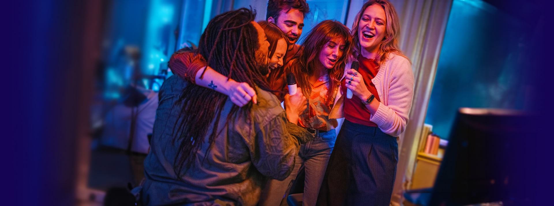 Online Karaoke with a wide selection of songs on KaraFun