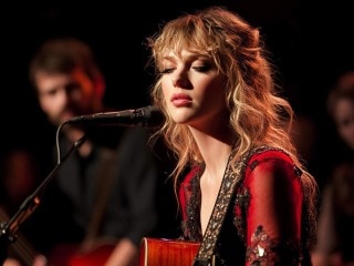 Karaoke Red (acoustic live) - Video with Lyrics - Taylor Swift