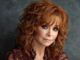 Somebody's Chelsea-Karaoke - Song Karaoke Video Reba McEntire